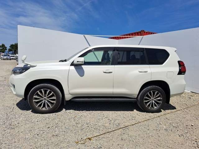 TOYOTA LAND CRUISER PRADO TXL – JAPAN AUTO KING LTD