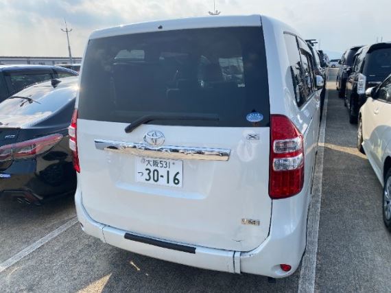2012 -TOYOTA NOAH – JAPAN AUTO KING LTD
