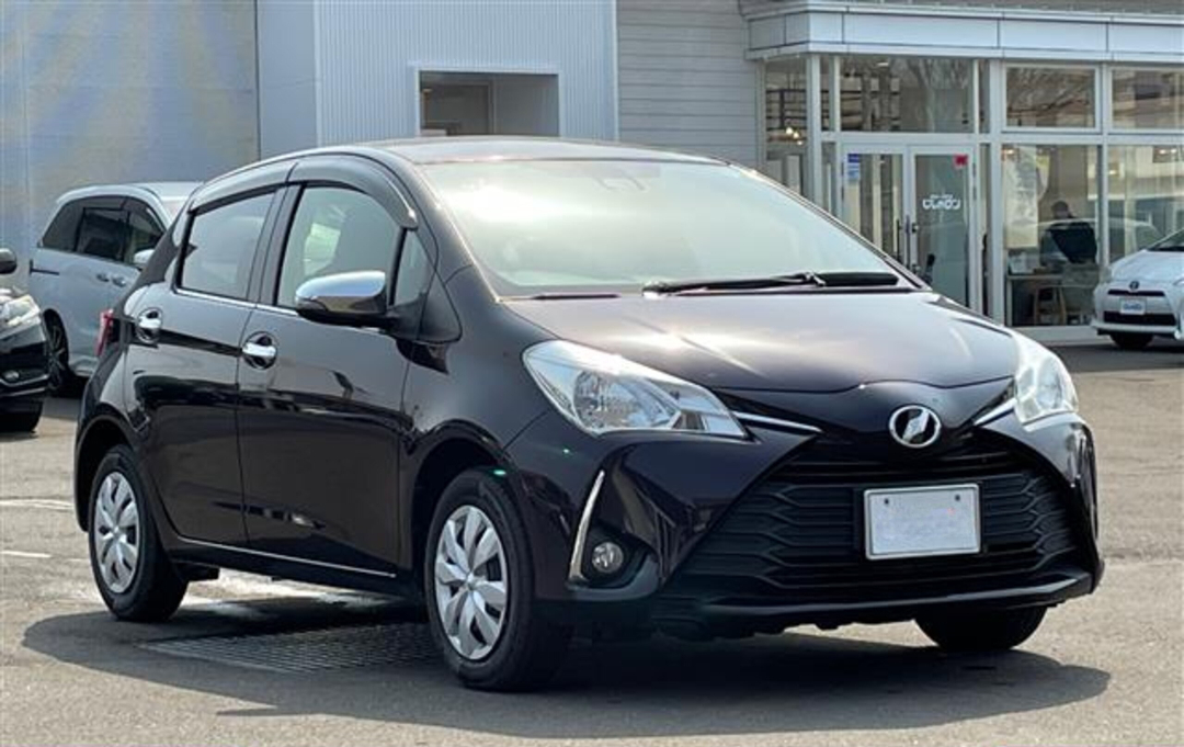 2018 Toyota Vitz 1.0 Jewela 2WD – JAPAN AUTO KING LTD